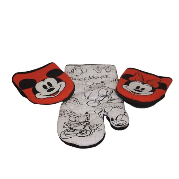 Disney | Kitchen | Disney Mickey And Minnie Mouse Oven Mitt And 2 Mini ...